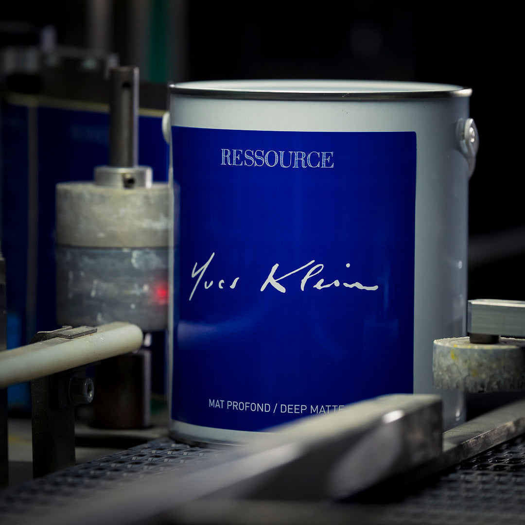 Yves Klein Paint Set – Ressource Paints